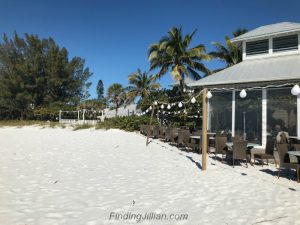 Sandbar Seafood & Spirits - FindingJillian.com Travel & Lifestyle Blog